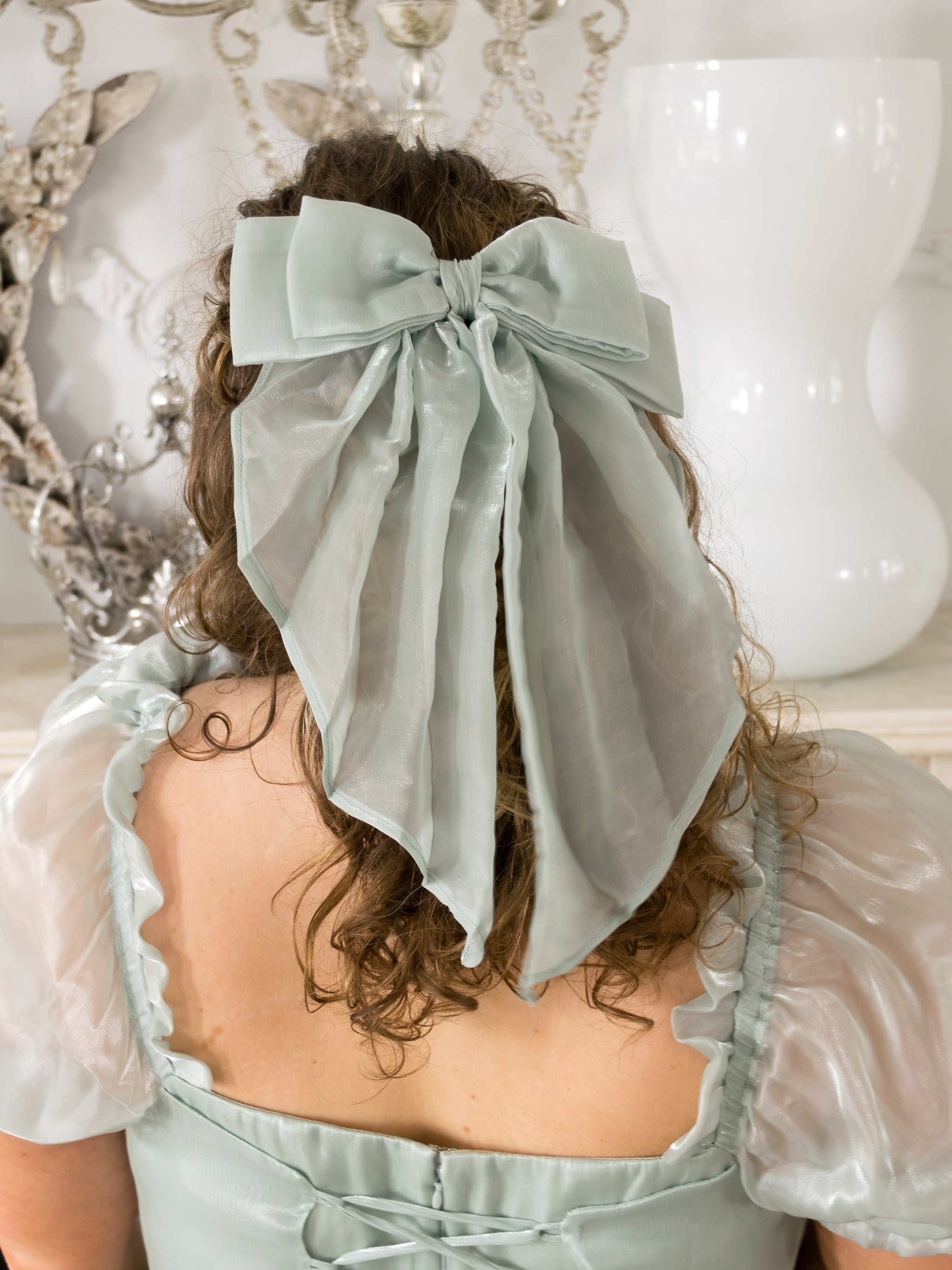 Heart of Glass Cascading Bow